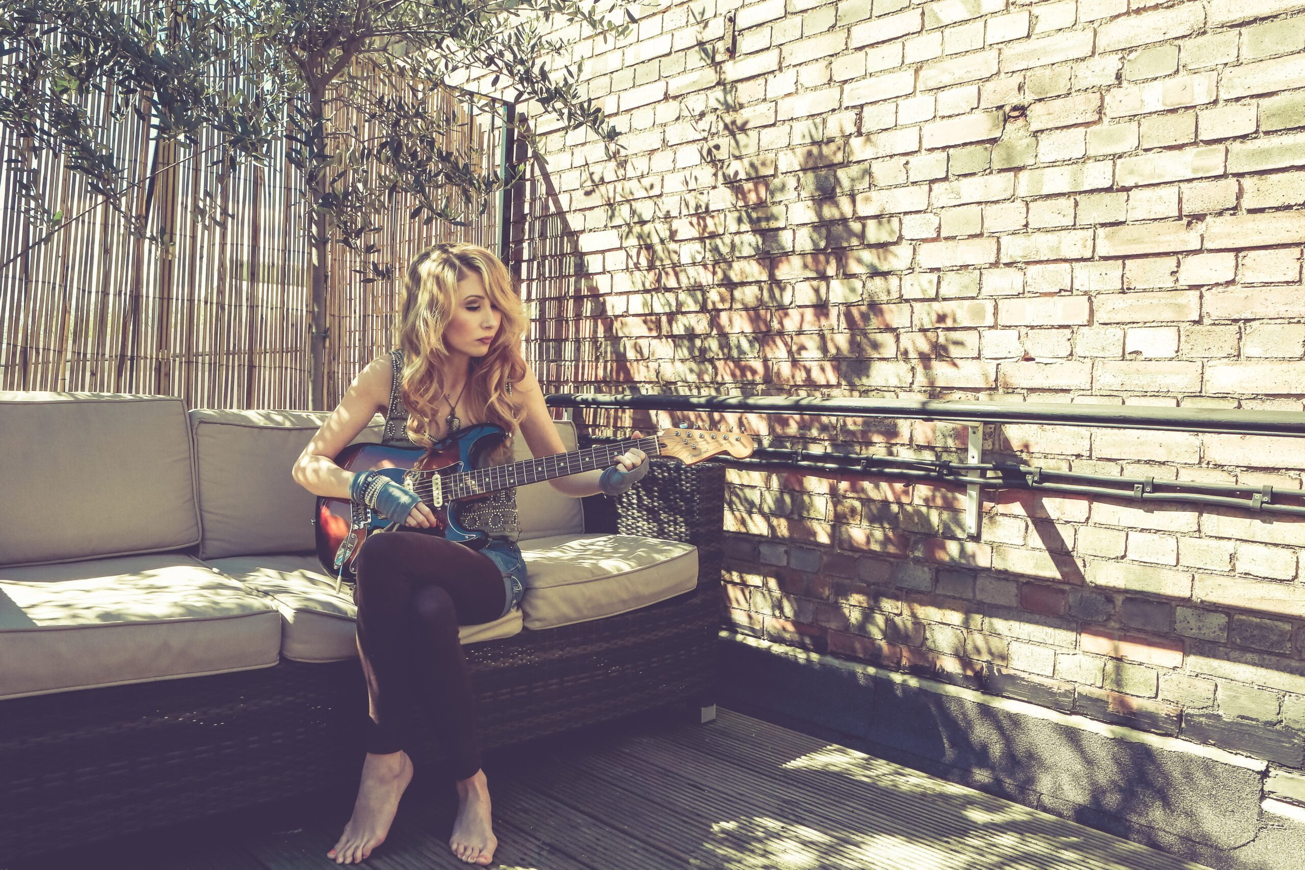 EXCLUSIVE! 'Baby You Don't Mean Nothing' by Emma King - Songwriting ...