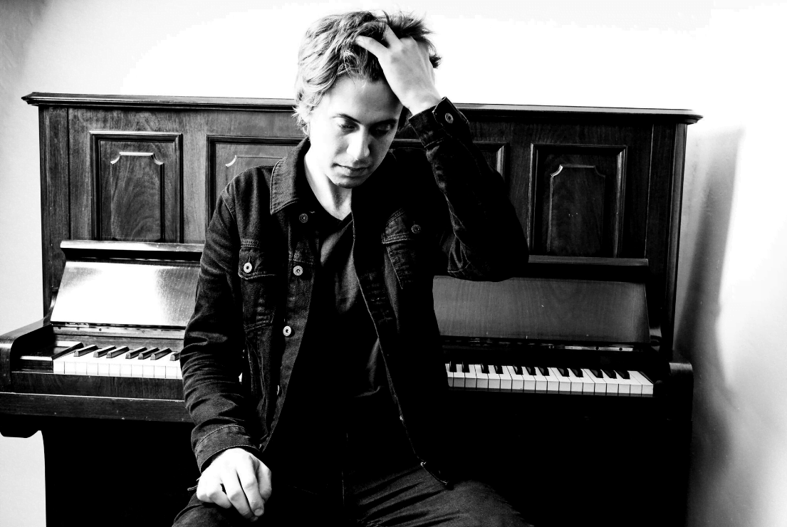 EXCLUSIVE! ‘Sweet Baby Jane’ by James Sayer - Songwriting Magazine