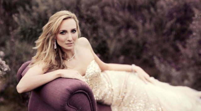 Interview: Emma Stevens - Songwriting Magazine